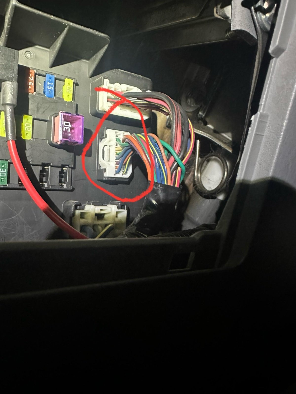Stereo/Clock intermittent Outage | Tacoma World Stereo/Clock intermittent Outage | Tacoma World